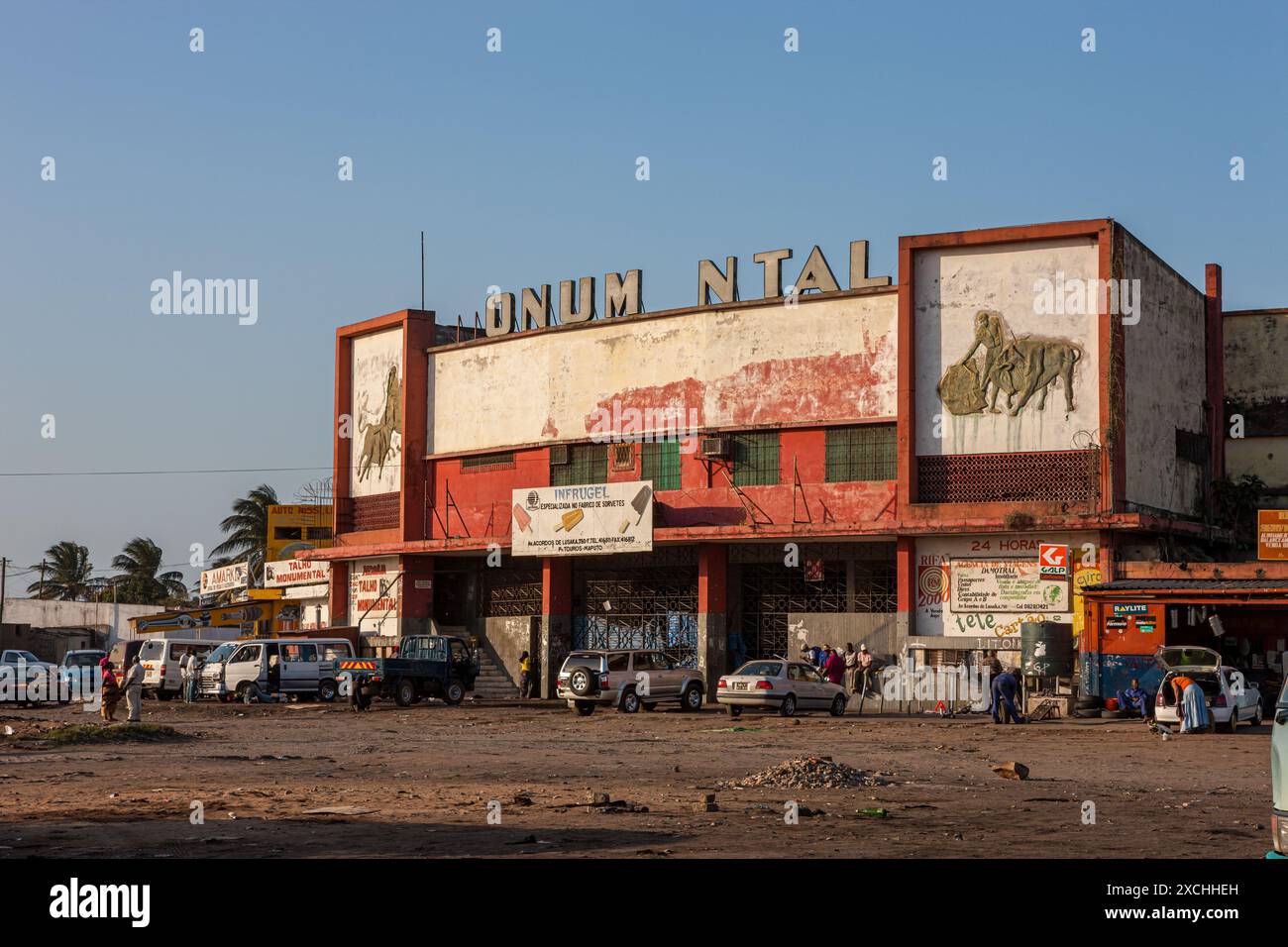 Mozambique, Maputo, Maputo Cidade, The old Portuguese colonial bull ...