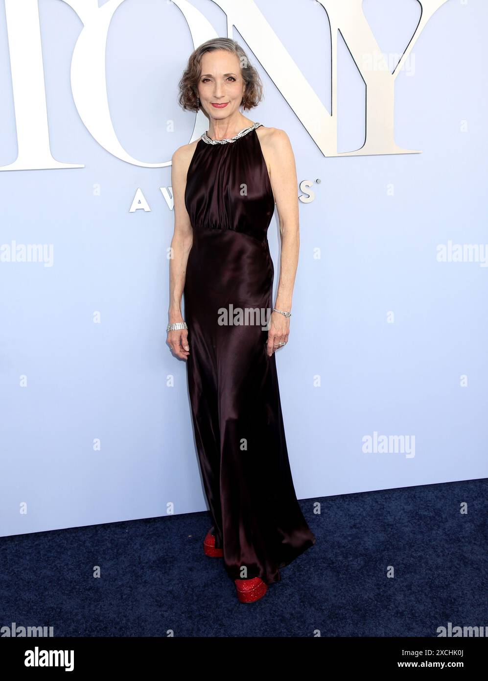 New York City, USA. 16th June, 2024. Bebe Neuwirth attending the 77th ...