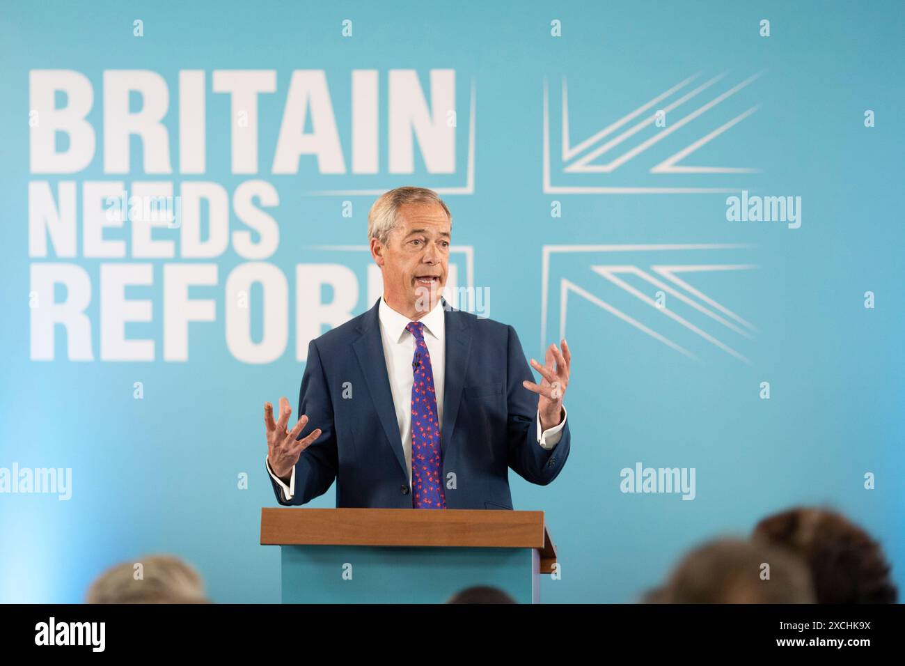 Reform party manifesto farage hi-res stock photography and images - Alamy
