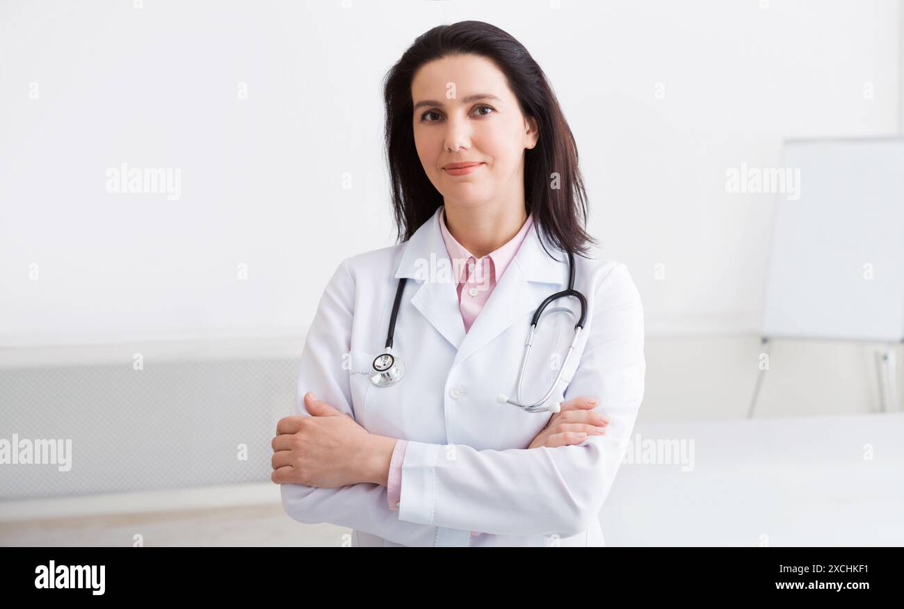 Doctor looking colleague working hi-res stock photography and images ...