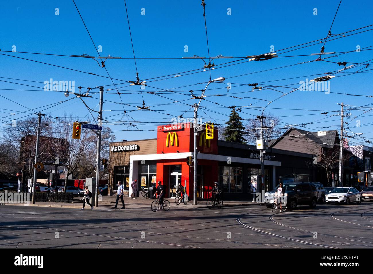 McDonald s fast-food restaurant in Toronto, Canada s economic capital ...