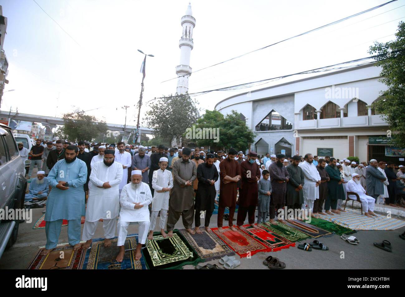 Karachi, Pakistan. 17th June, 2024. People gather for an Eid al-Adha ...