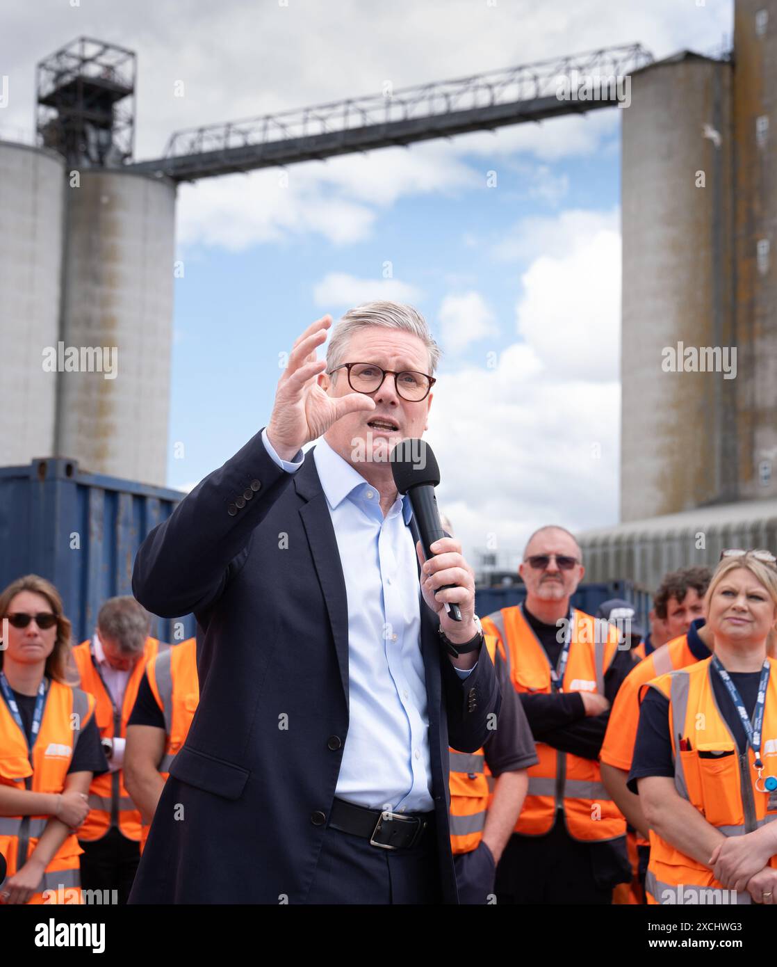 Labour Party leader Sir Keir Starmer and shadow chancellor Rachel ...
