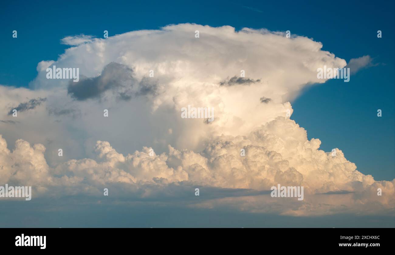 Florida weather in summer rain season. Blue sky with white clouds ...