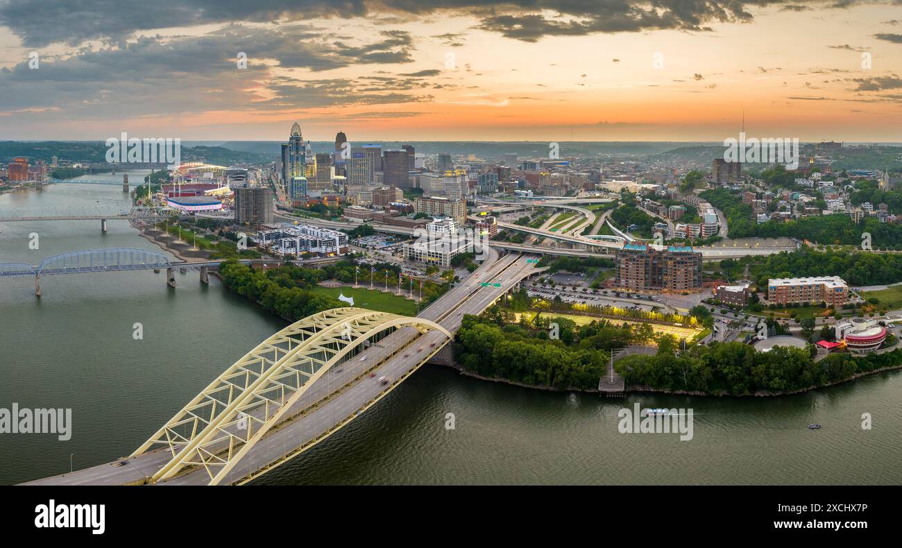 Highway traffic with driving cars on bridge in downtown district of ...
