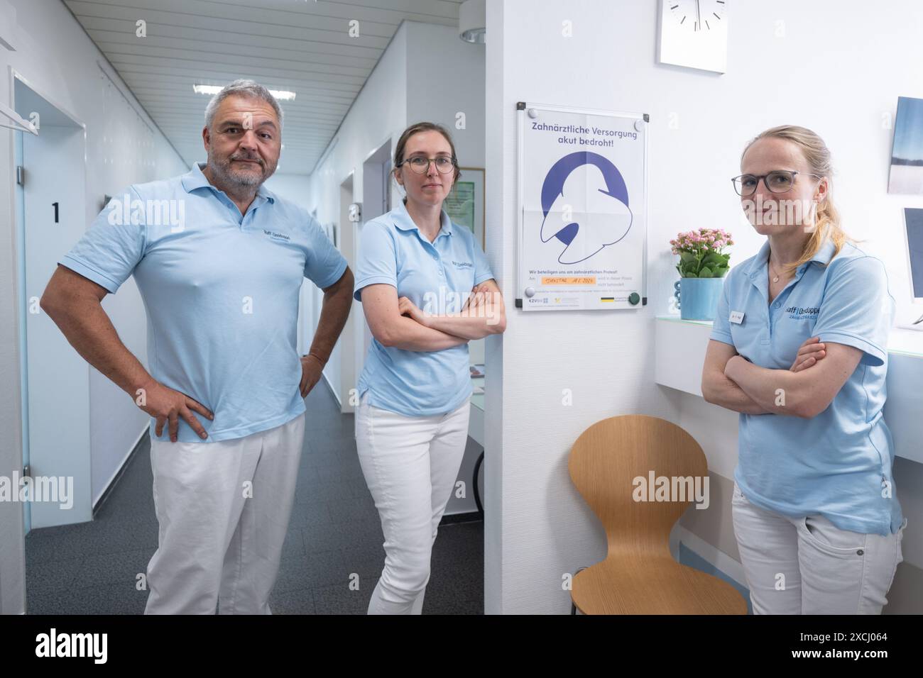 Stuttgart, Germany. 17th June, 2024. Dentists Alexander Raff (l-r ...