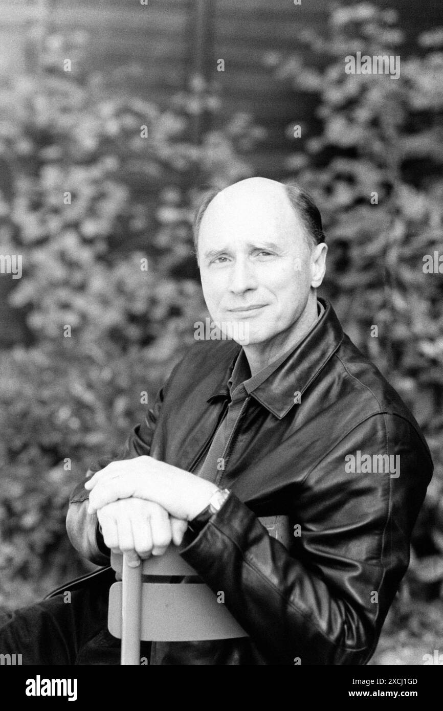 Robert Olen BUTLER - Date : 20031101 ©John Foley/Opale.photo Stock ...