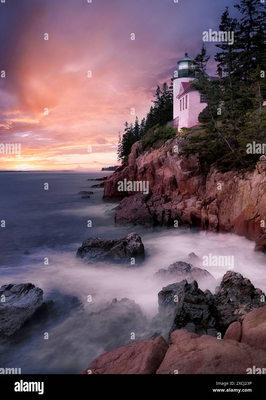 Bas harbor lighthouse at sunset (Sky added). Acadia National Park ...