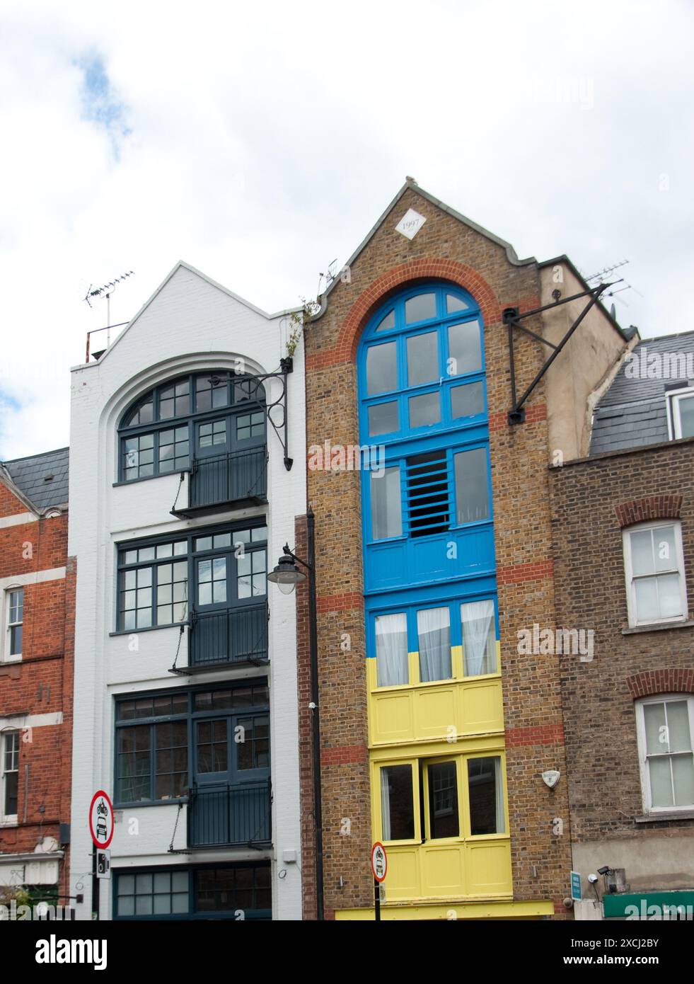 Converted to flats hi-res stock photography and images - Alamy