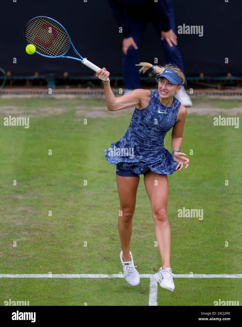 Elina avanesyan hi-res stock photography and images - Alamy