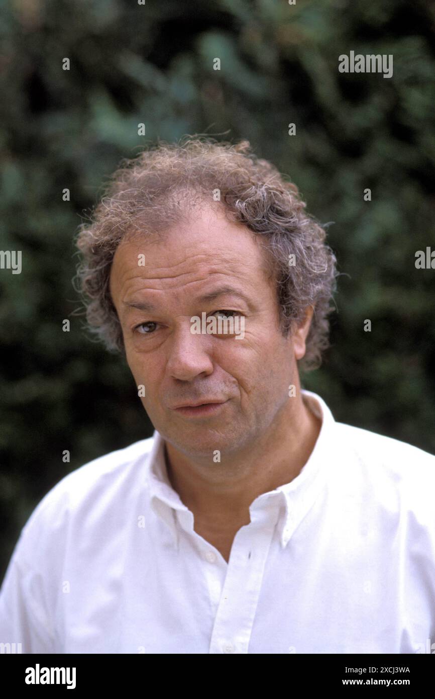 Jean Pierre (Jean-Pierre) DURAND - Date : 20030901 ©John Foley/Opale ...