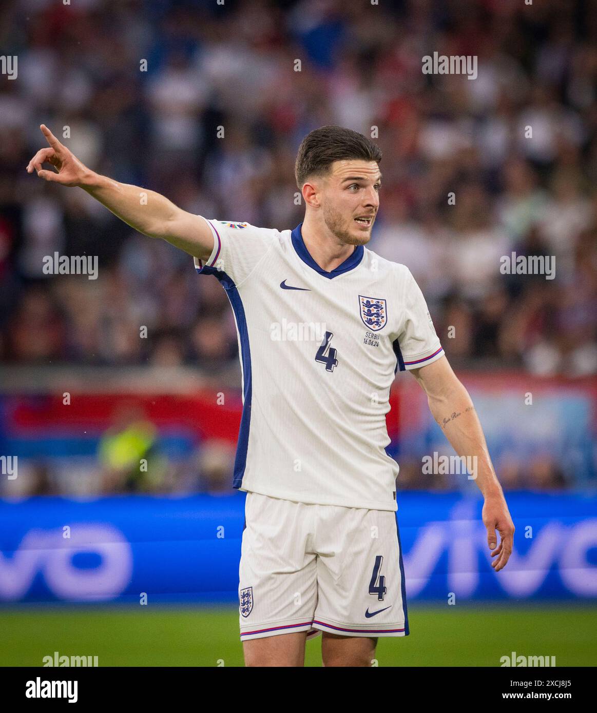Gelsenkirchen, Germany. 16th Jun 2024. Declan Rice (ENG) Serbia ...