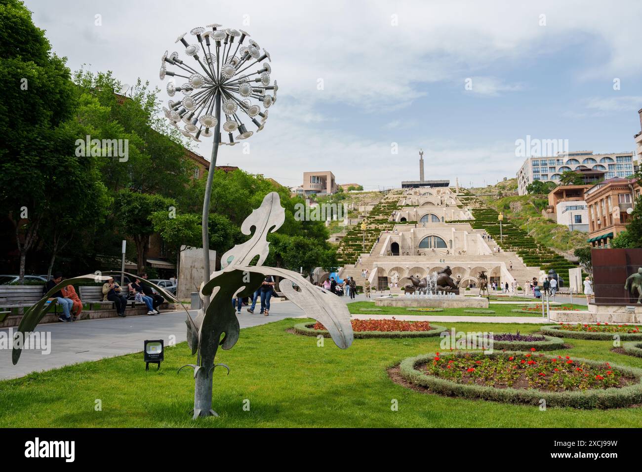Alexander tamanyan statue cascade yerevan hi-res stock photography and ...