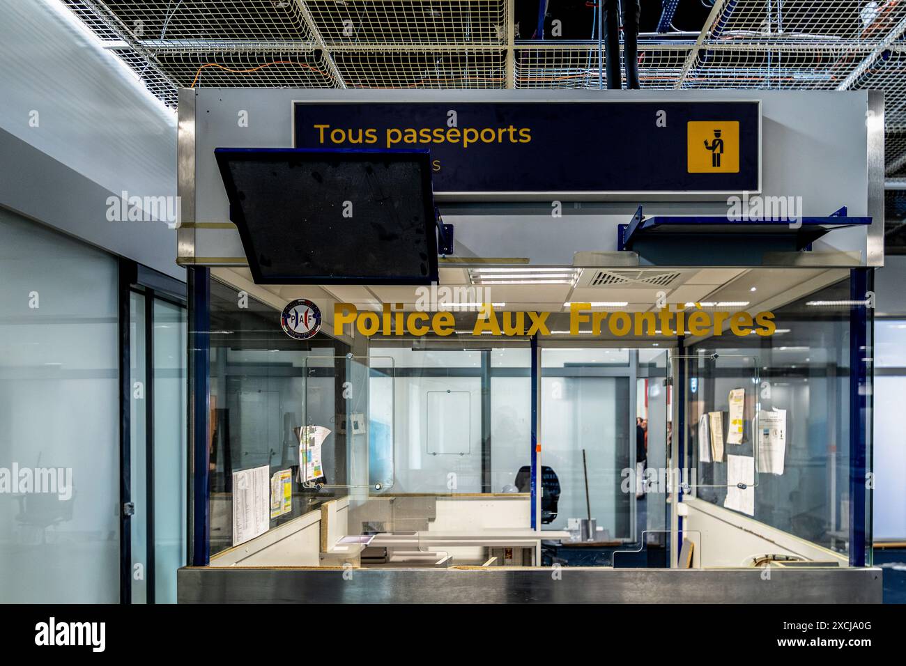 Paris Customs