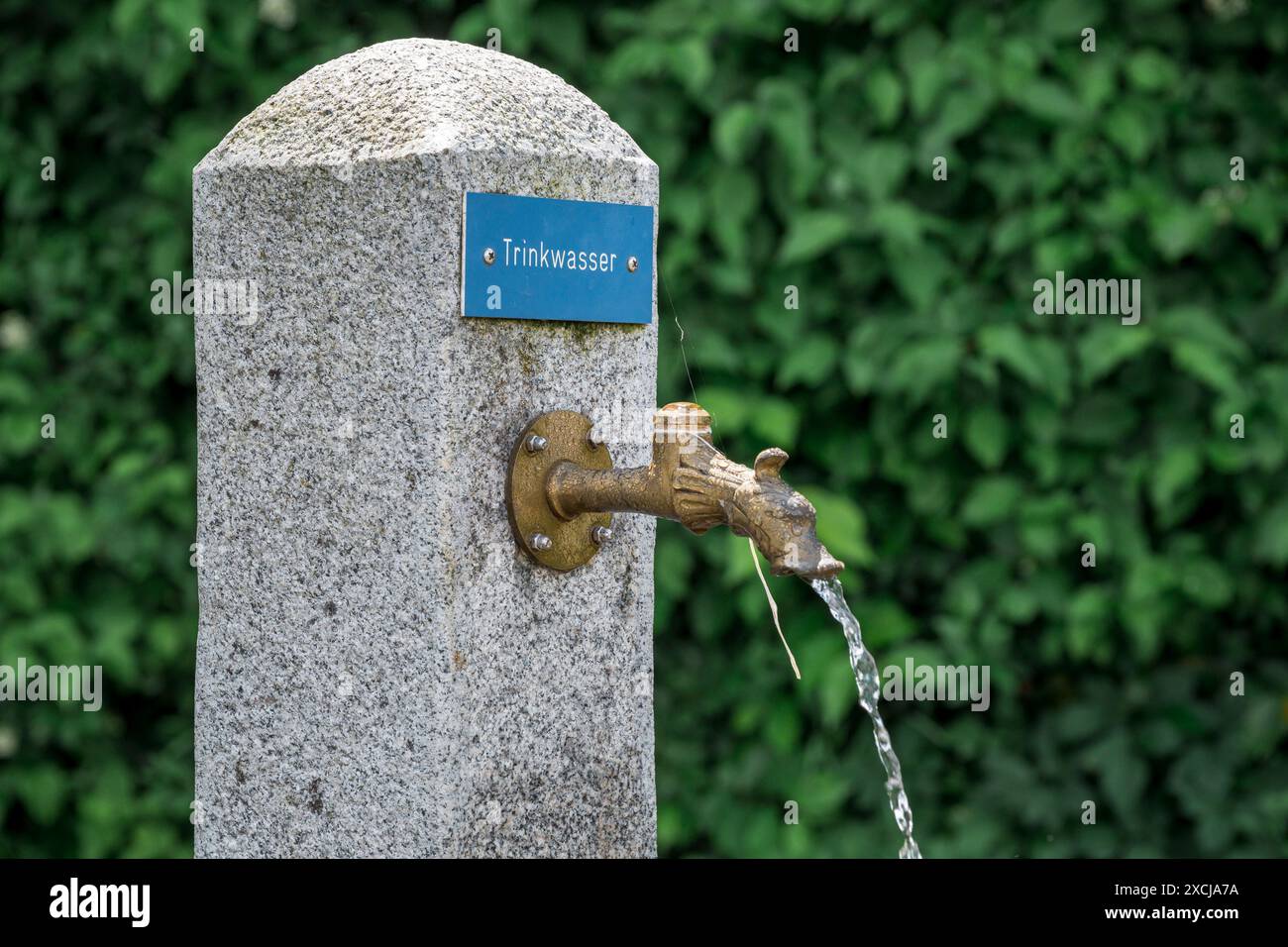 Nordhalben, Germany. 17th June, 2024. There is a well with drinking ...