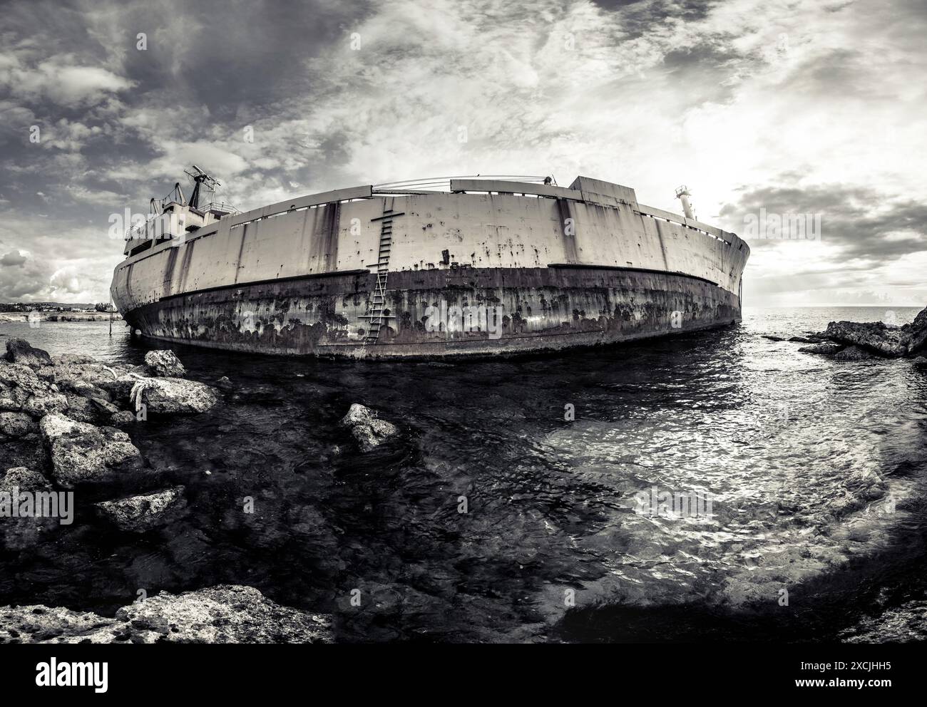 Stranded shipwreck on the beach Stock Photo - Alamy