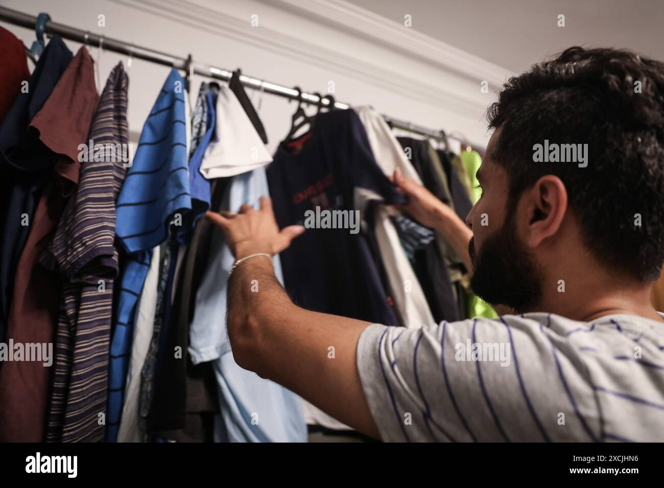 Embargoed goods hi-res stock photography and images - Alamy