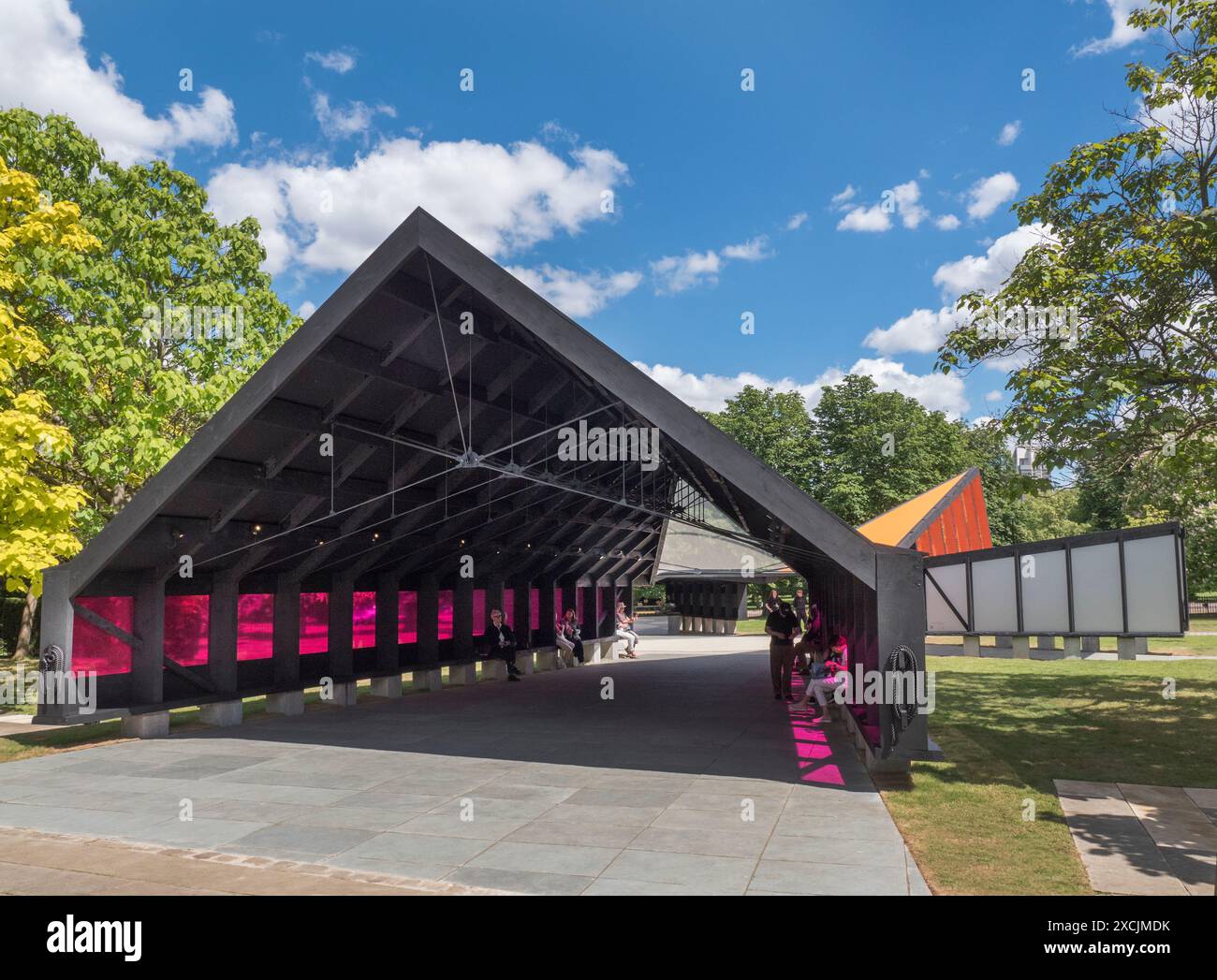The serpentine pavilion 2024 hi-res stock photography and images - Alamy