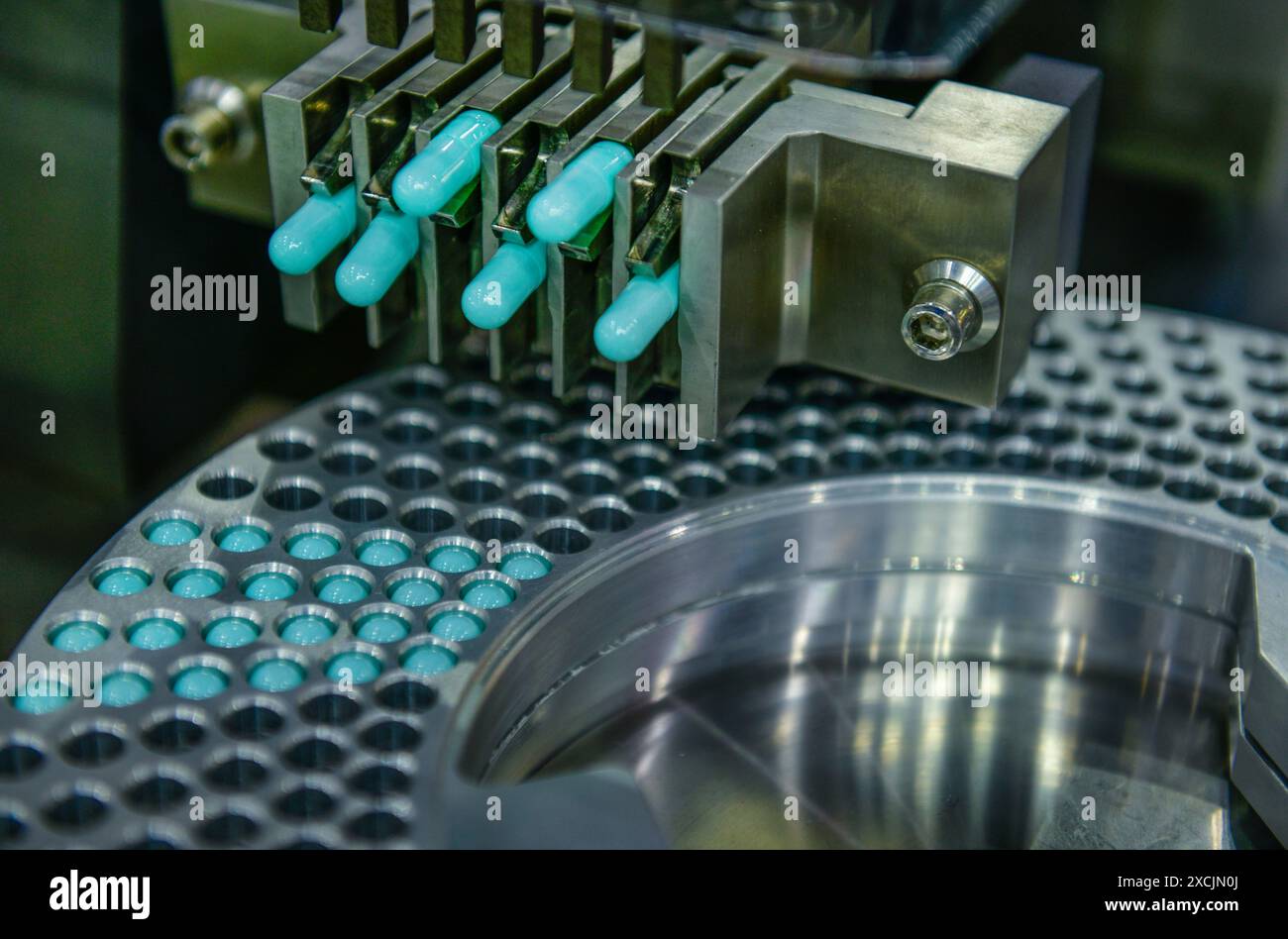 Capsule medicine pill production line, Industrial pharmaceutical ...