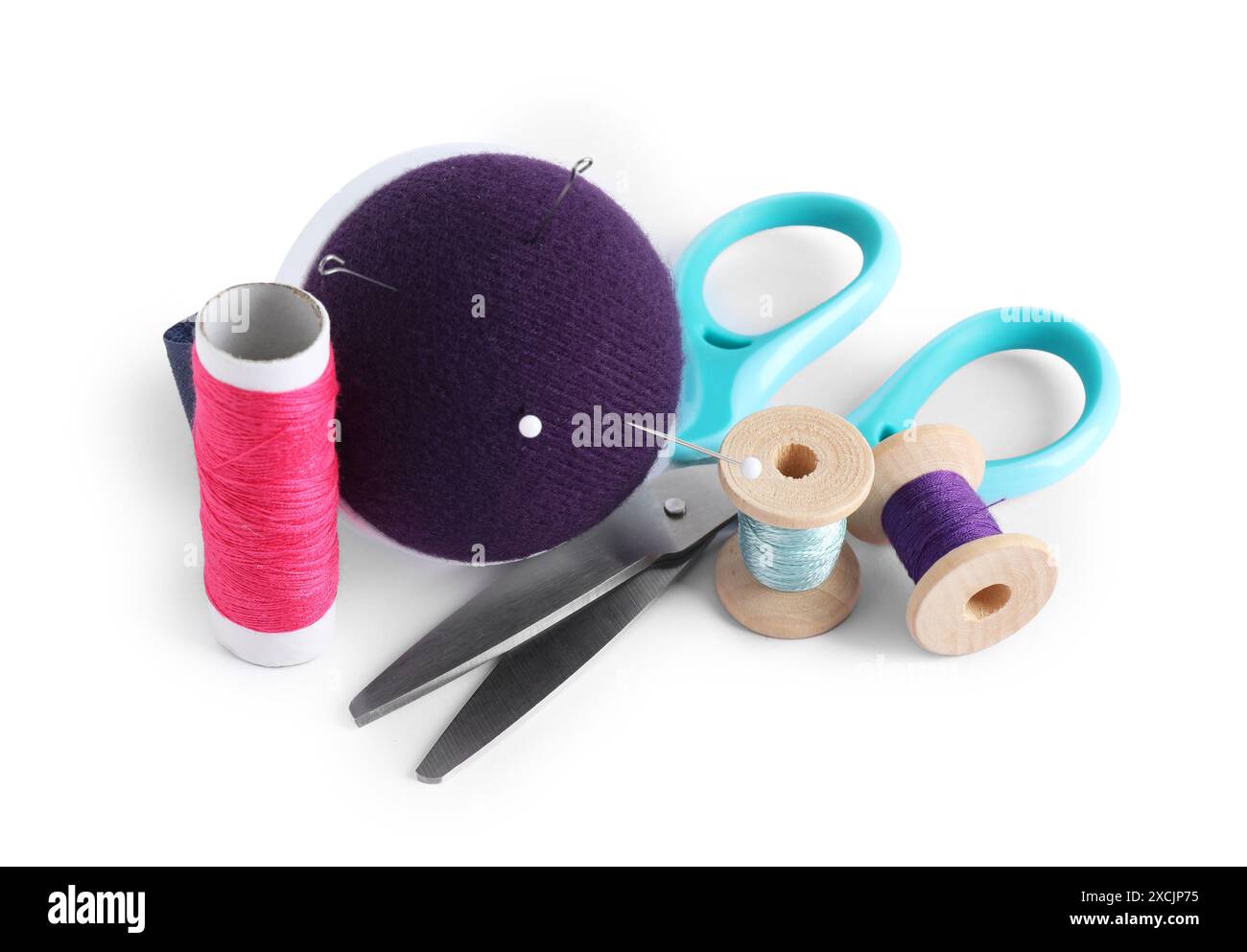 Pins scissors dressmaker dressmaking hi-res stock photography and ...