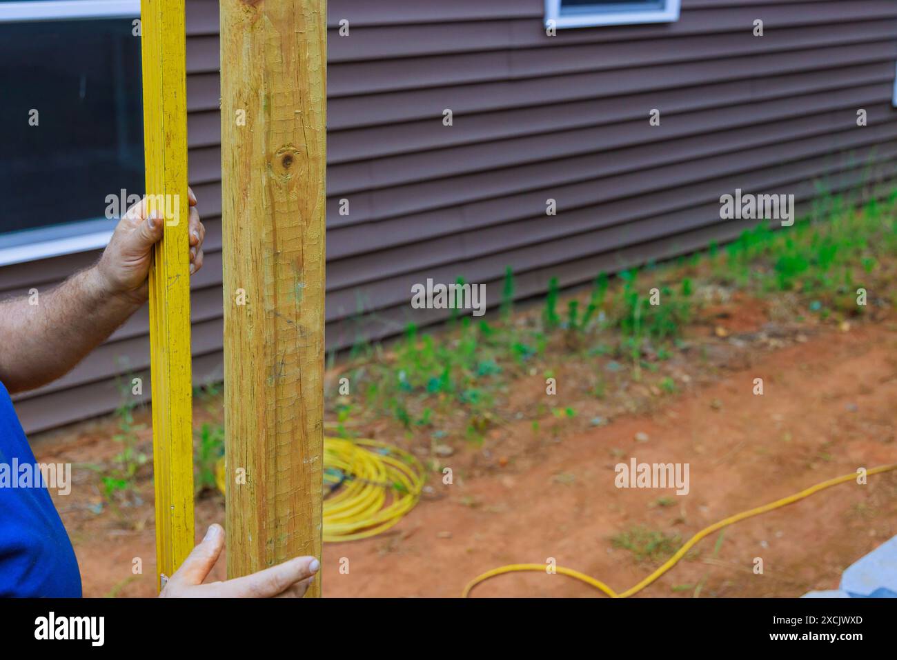 Checking fence in garden hi-res stock photography and images - Alamy