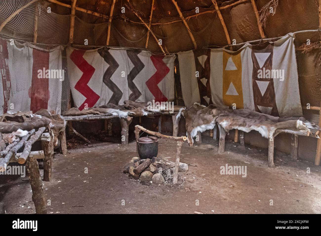 Wetu Wampanoag seasonal home. McGraw Family Garden of the Senses ...