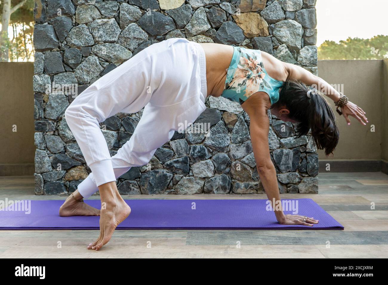 Female practicing poses yoga hi-res stock photography and images - Alamy