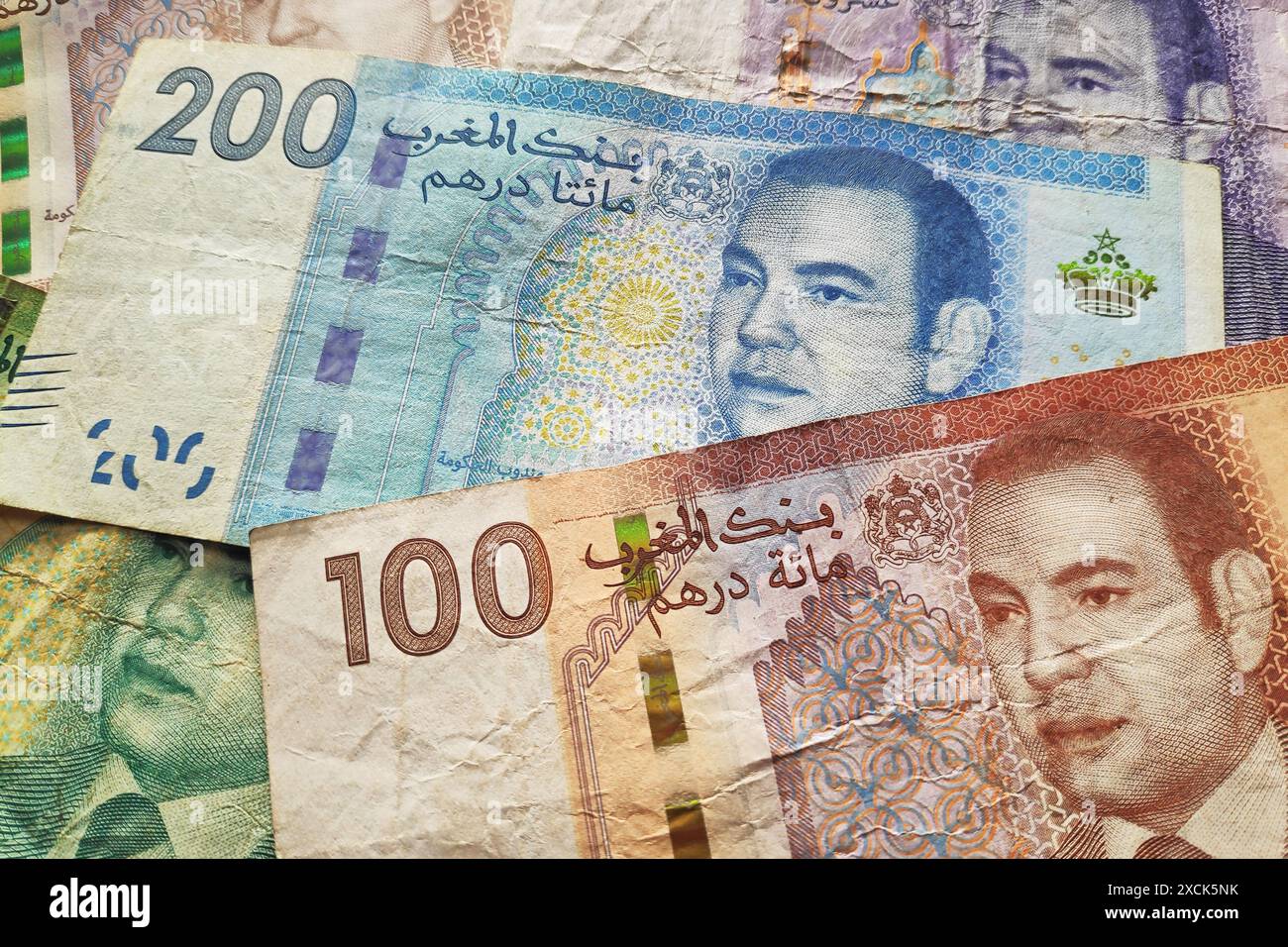 100 dirham hi-res stock photography and images - Alamy