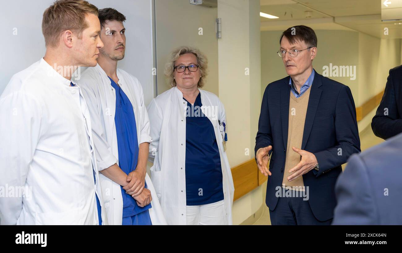 17.06.2024, Solingen, Klinikum, Gotenstrasse, Bundesgesundheitsminister ...