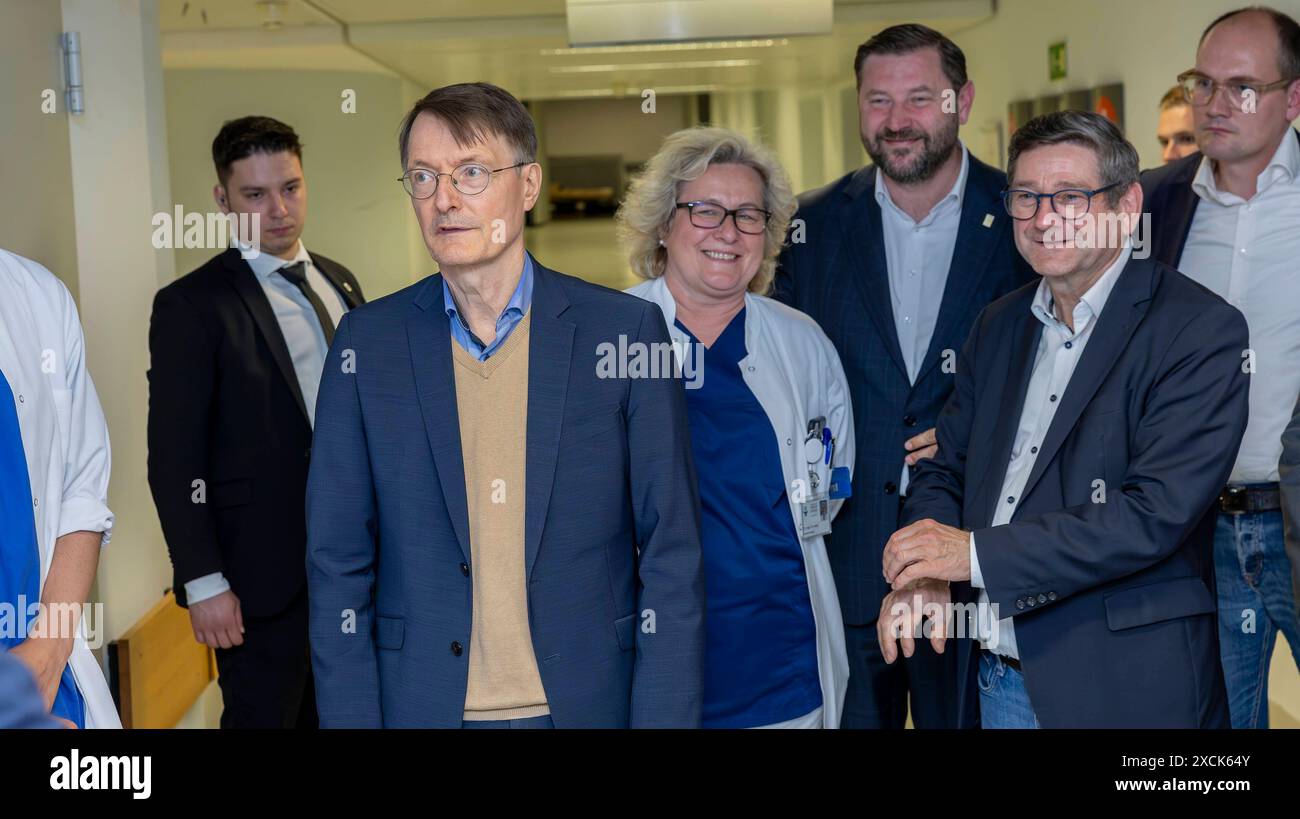17.06.2024, Solingen, Klinikum, Gotenstrasse, Bundesgesundheitsminister ...