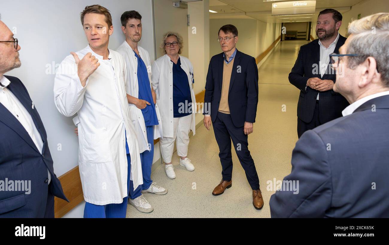 17.06.2024, Solingen, Klinikum, Gotenstrasse, Bundesgesundheitsminister ...