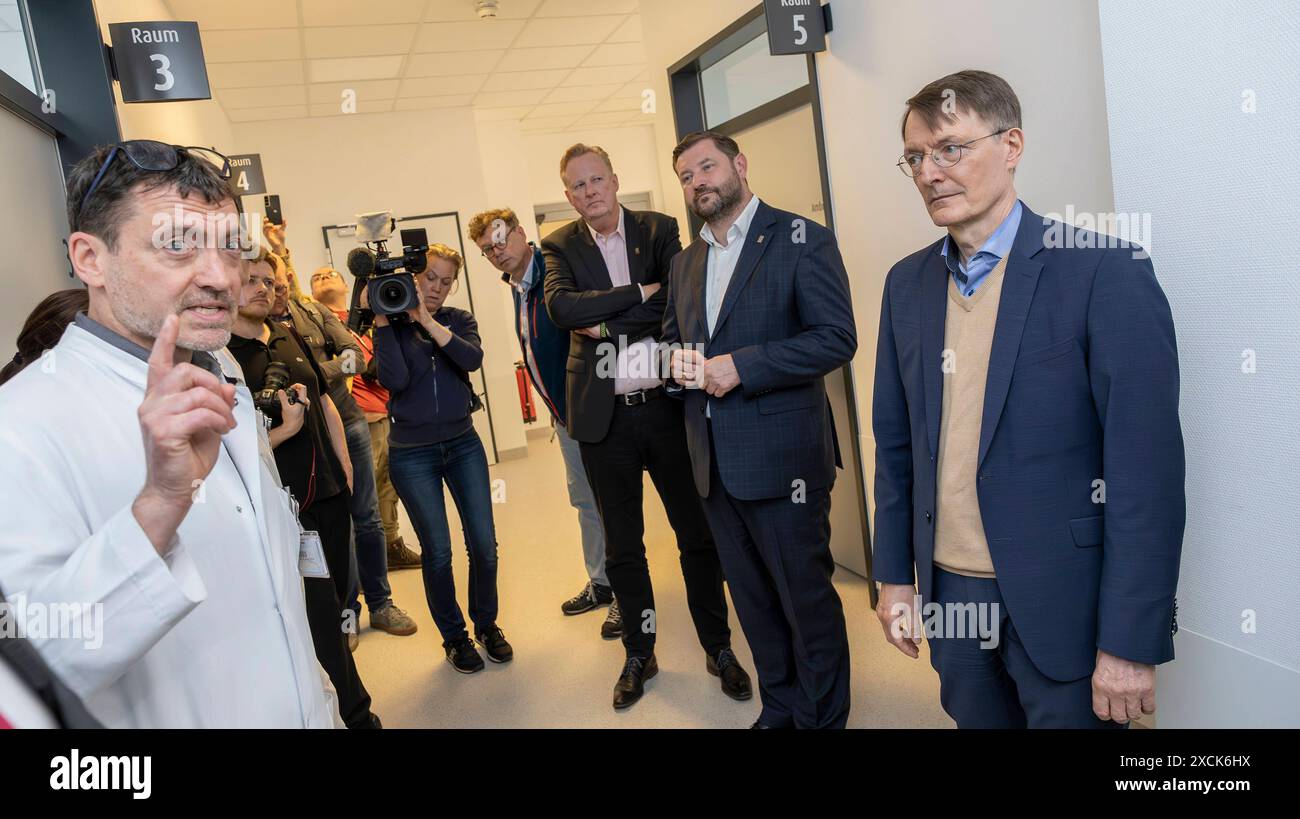 17.06.2024, Solingen, Klinikum, Gotenstrasse, Bundesgesundheitsminister ...