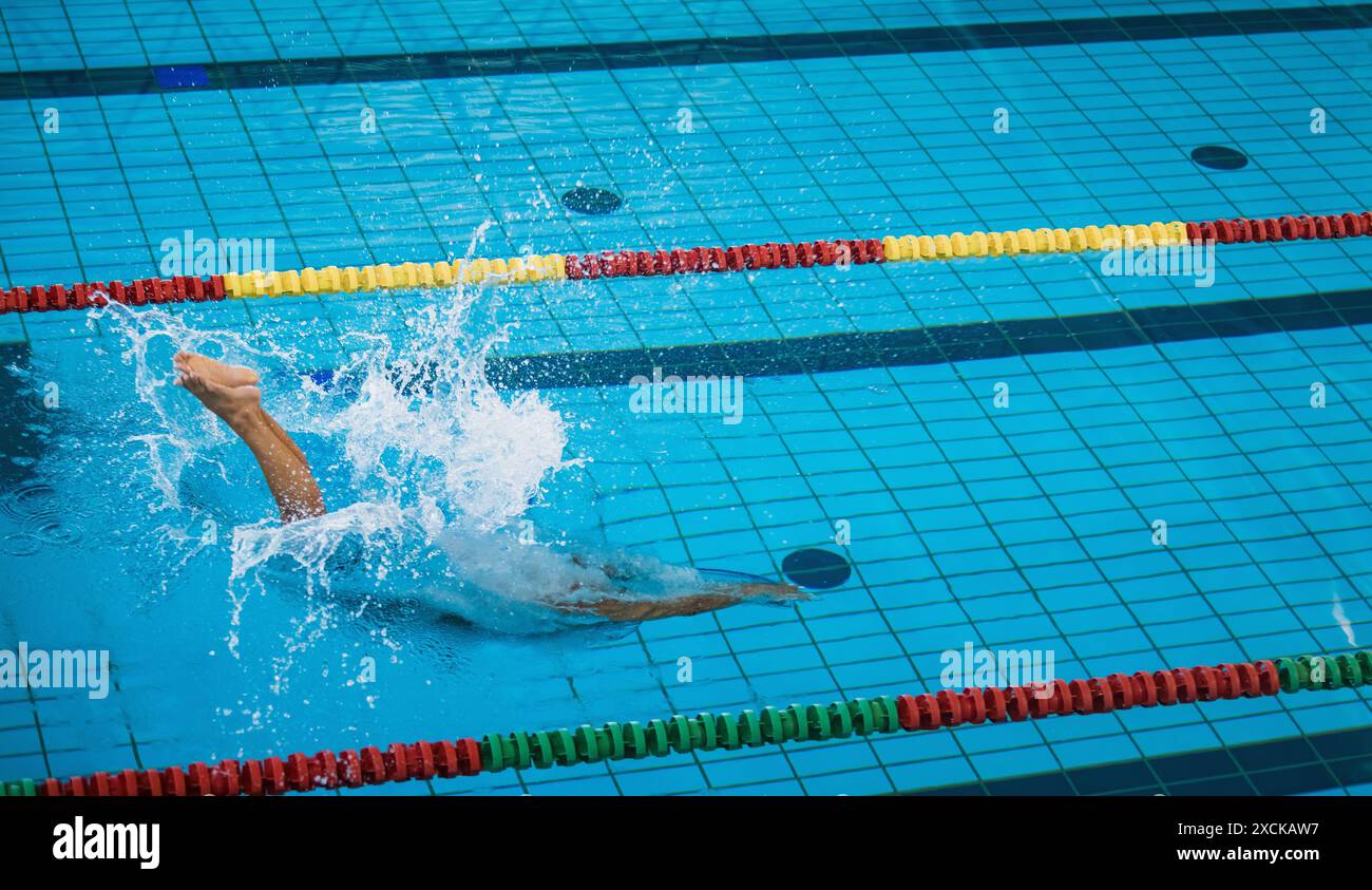 Female swimmer black swimsuit goggles hi-res stock photography and ...
