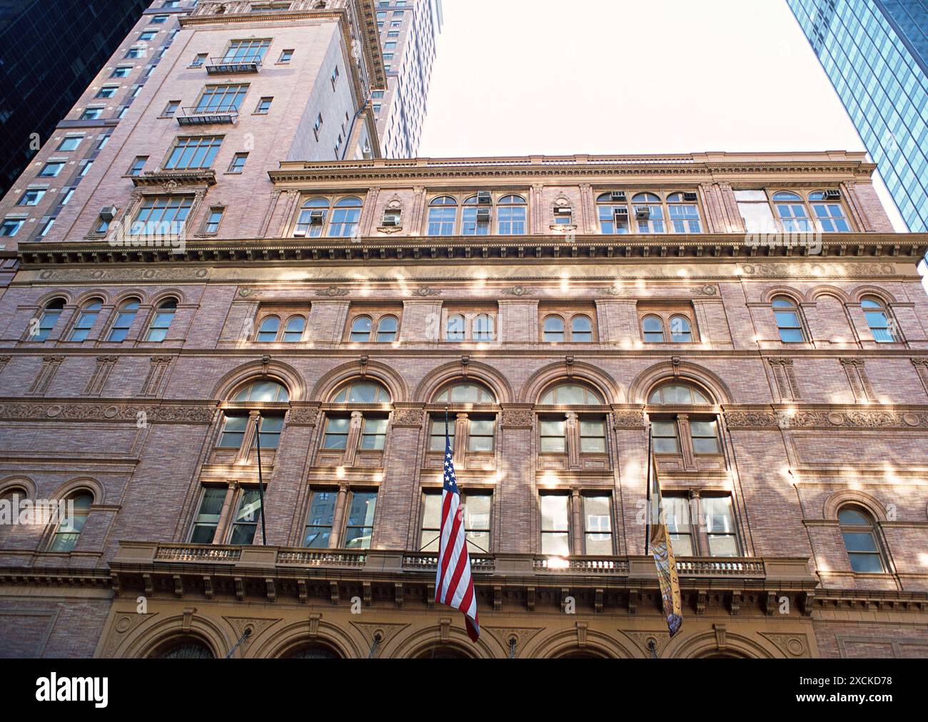 New york buildings 2000 hi-res stock photography and images - Alamy
