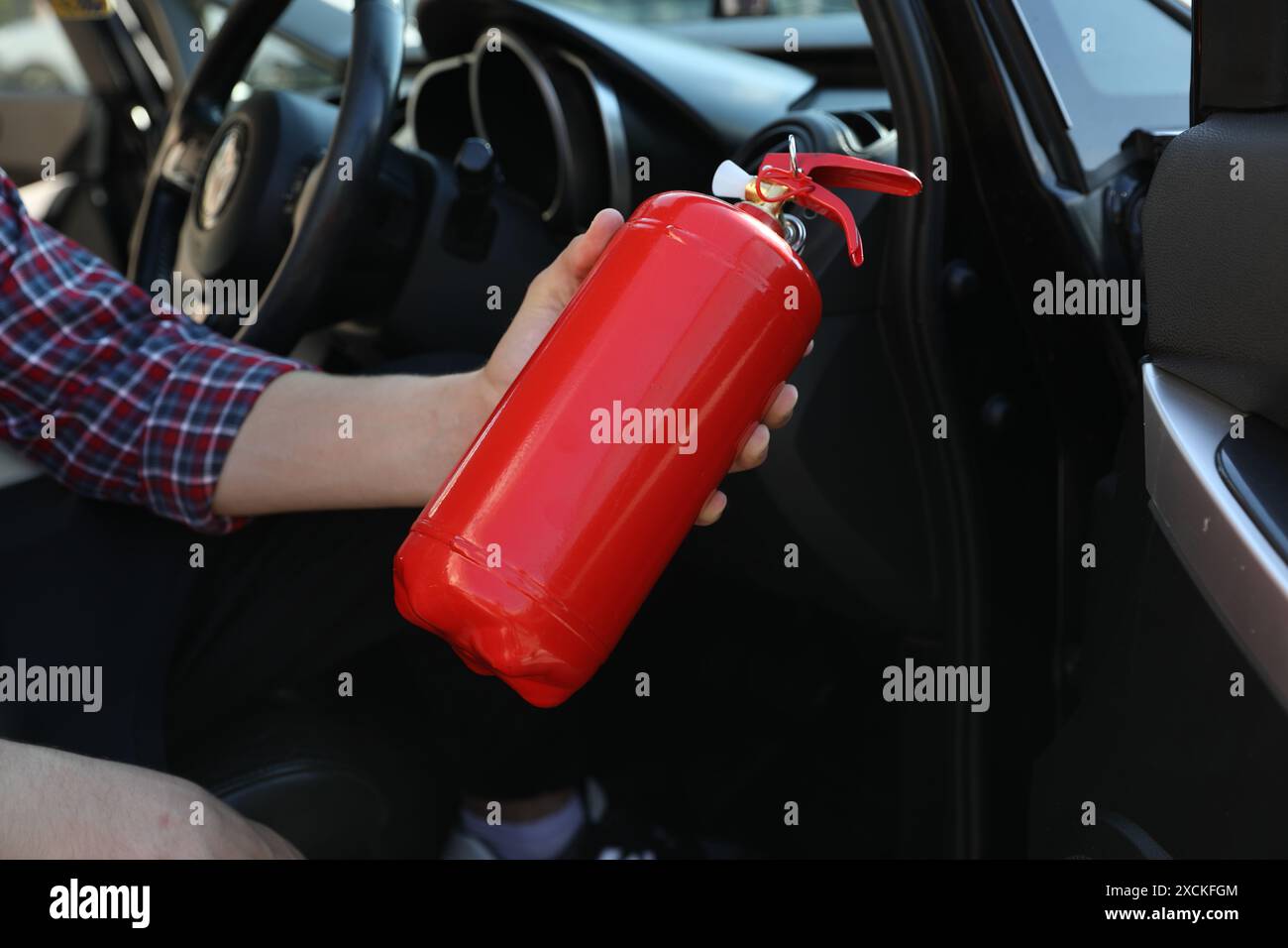 Car extinguisher hi-res stock photography and images - Alamy