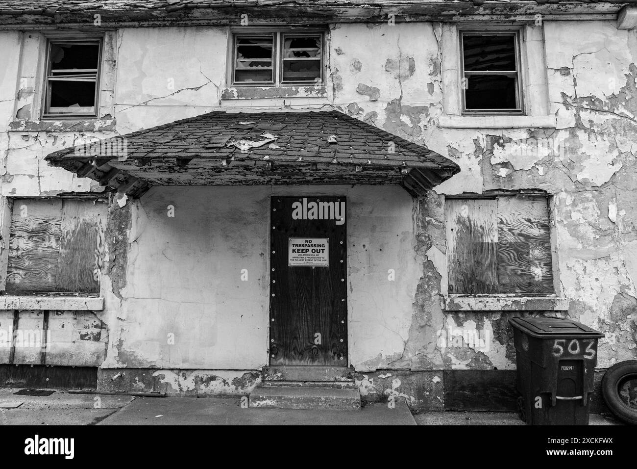 Collar next Black and White Stock Photos & Images - Alamy