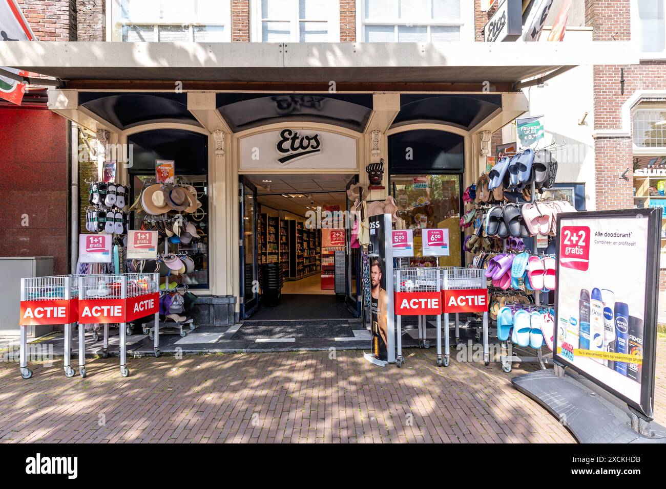 Etos logo hi-res stock photography and images - Alamy