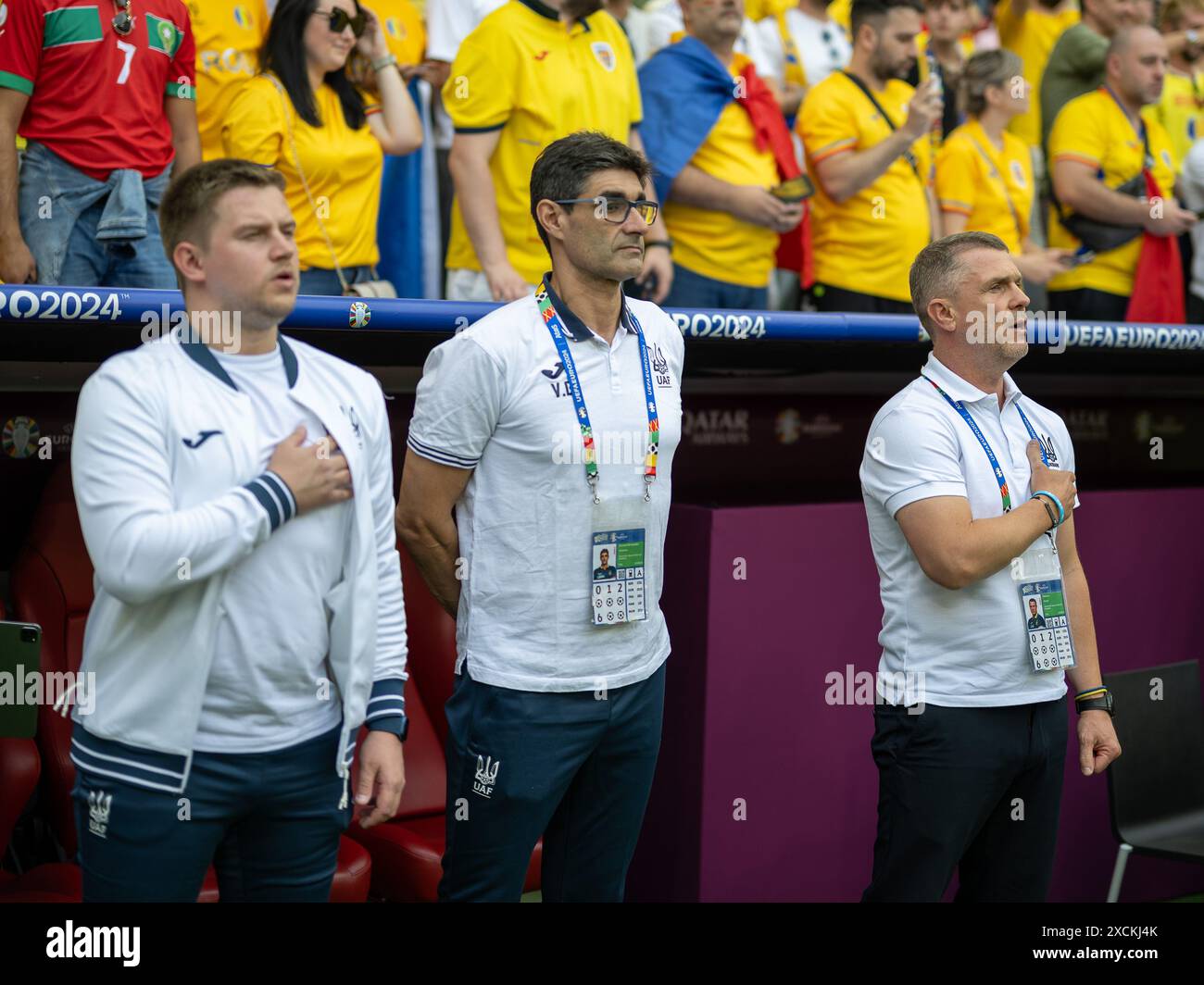 Serhiy Rebrov (Ukraine, Headcoach), GER, Rumaenien vs. Ukraine ...