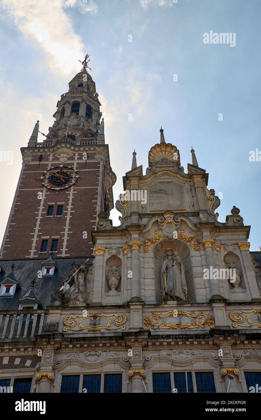 Exterior view of the Central library of the Catholic University of ...
