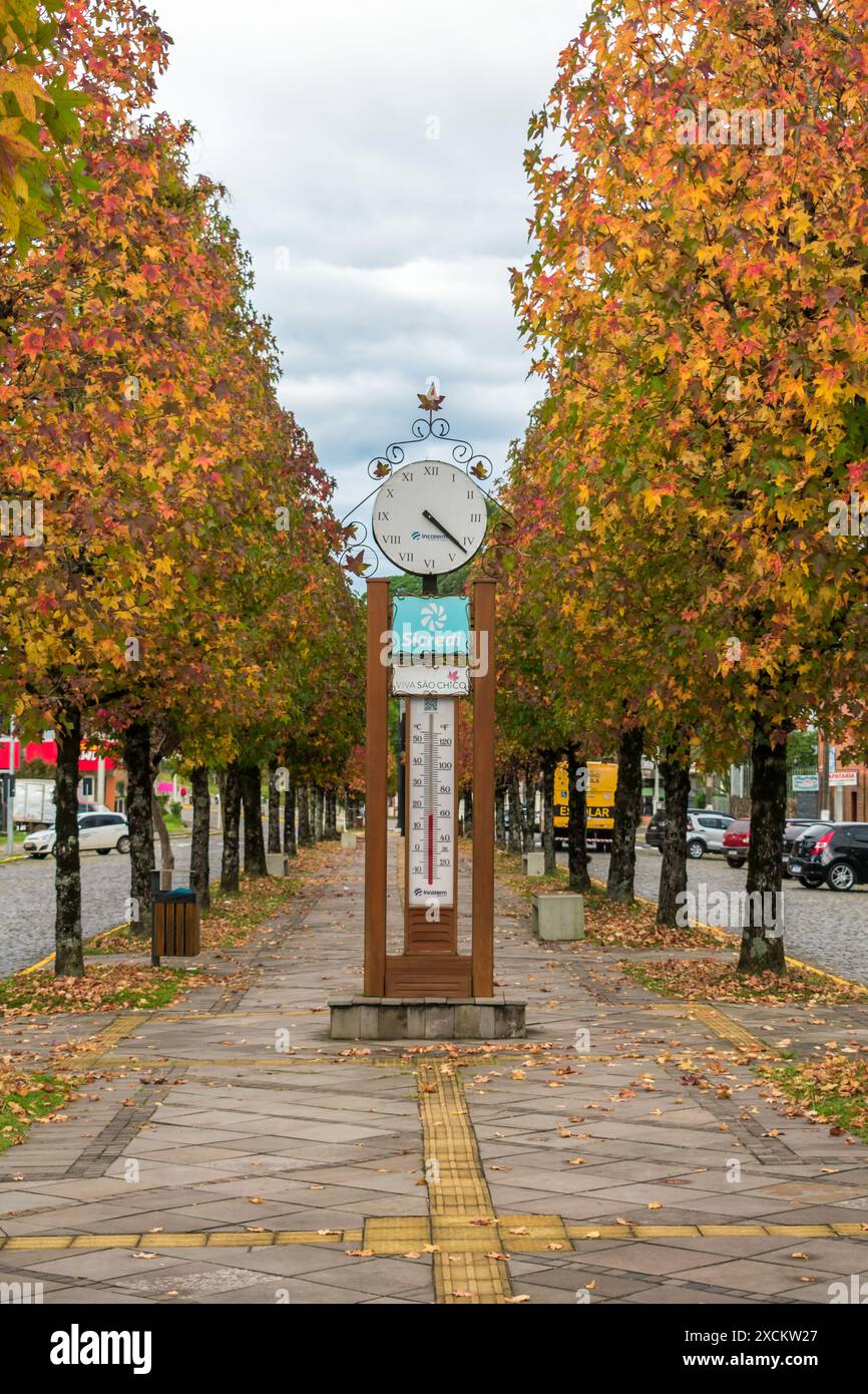 Sao Francisco de Paula, Brazil - April 23rd 2024: Clock and thermometer ...