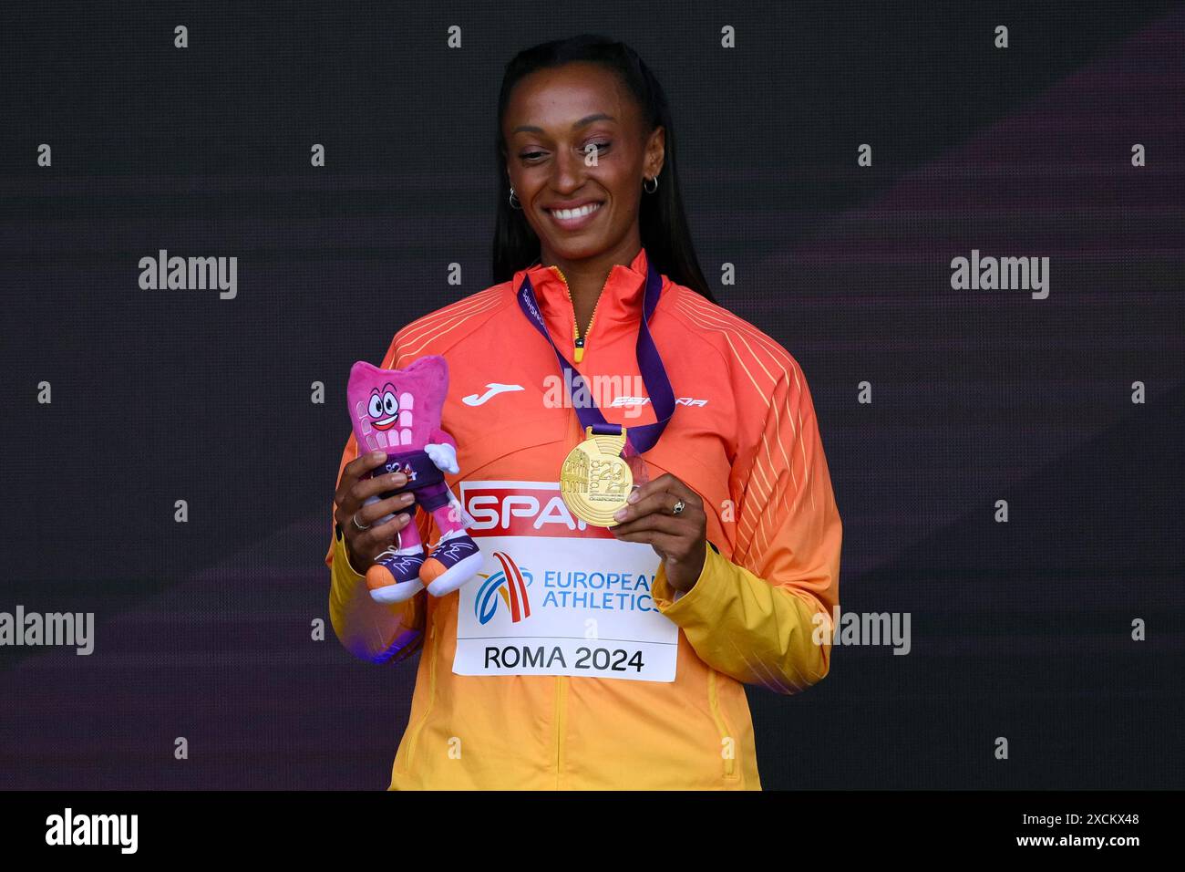 Ana Peleteiro-Compaore of Spain celebrates during the medal ceremony of ...