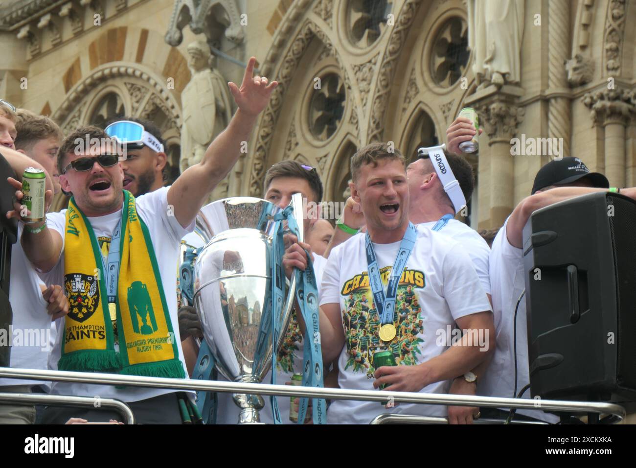 Northampton Saints Rugby team winners champions win trophy award best ...