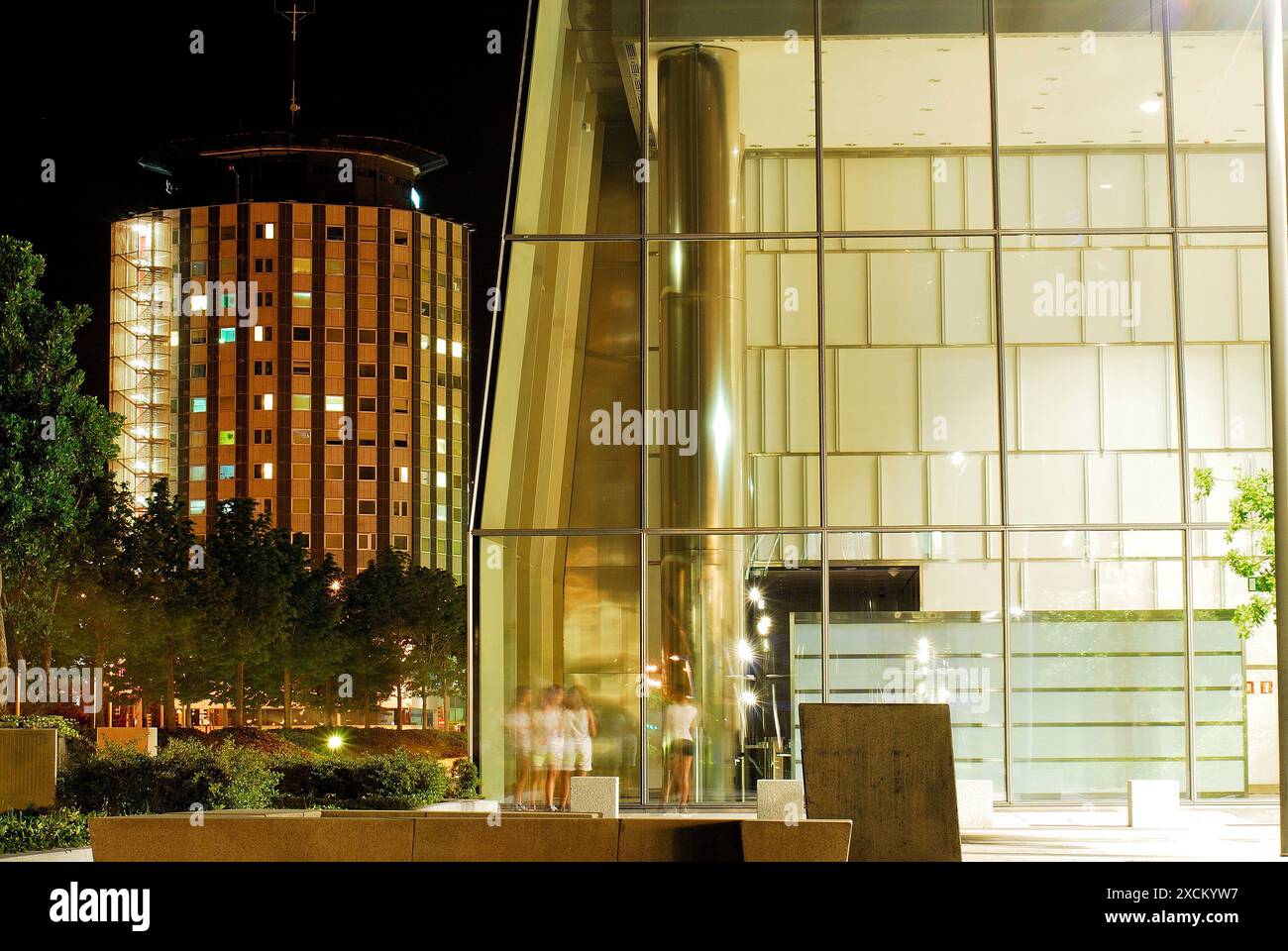 Madrid hospital hi-res stock photography and images - Alamy