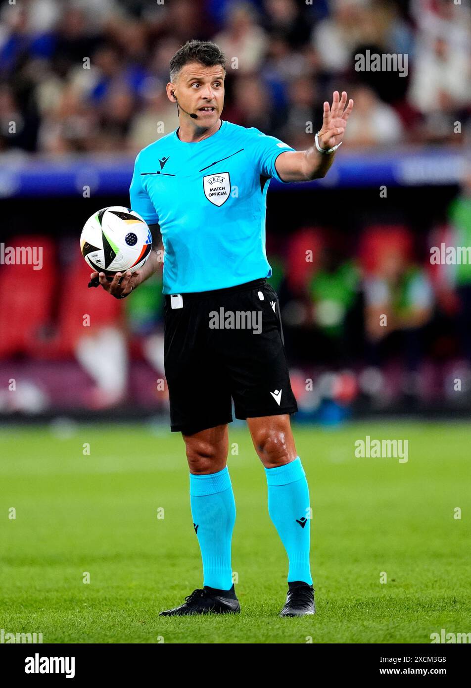 Referee Jesus Gil Manzano during the UEFA Euro 2024 Group D match at ...