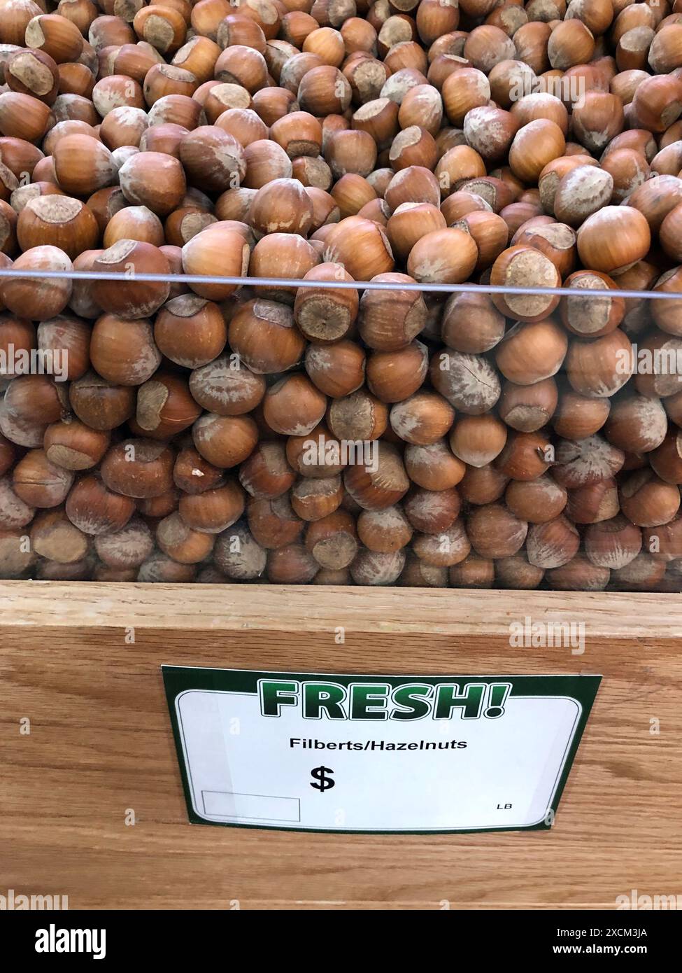 Avelã, the hazelnut is the fruit of the hazel tree and therefore ...