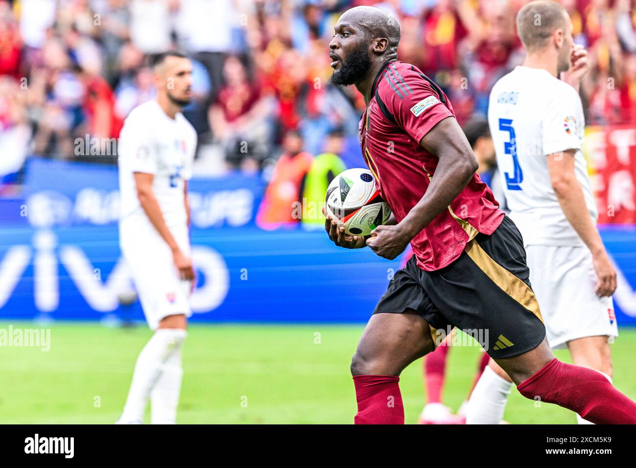 Romelu Lukaku (10) of Belgium celebrates after scoring the 1-1 ...