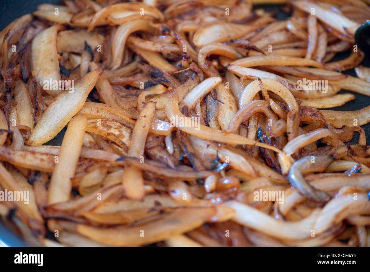 the preparation and cooking process of onions, highlighting various ...