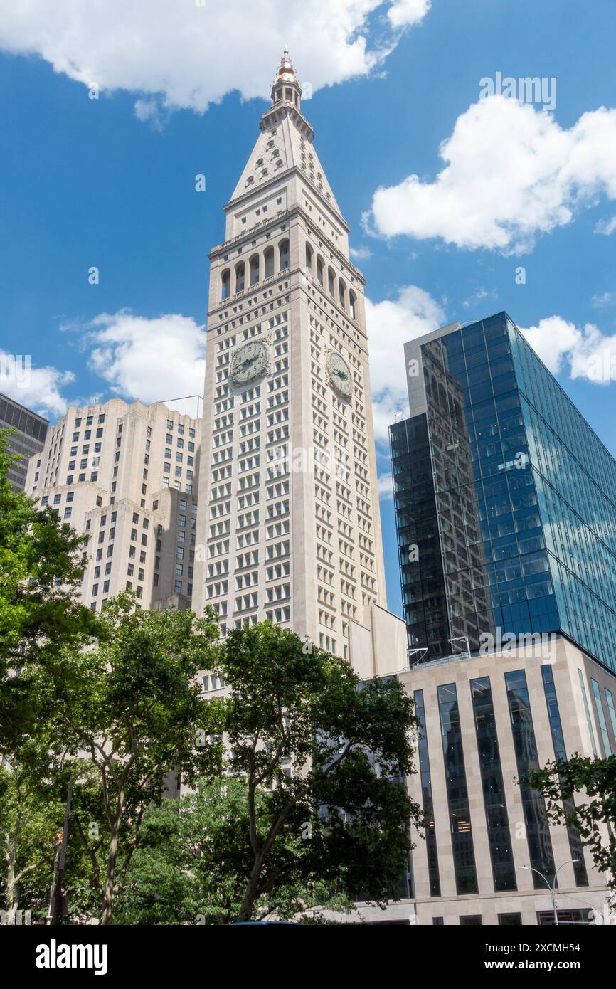 New York, NY – US – June 7, 2024 The iconic Met Life Tower in Manhattan ...
