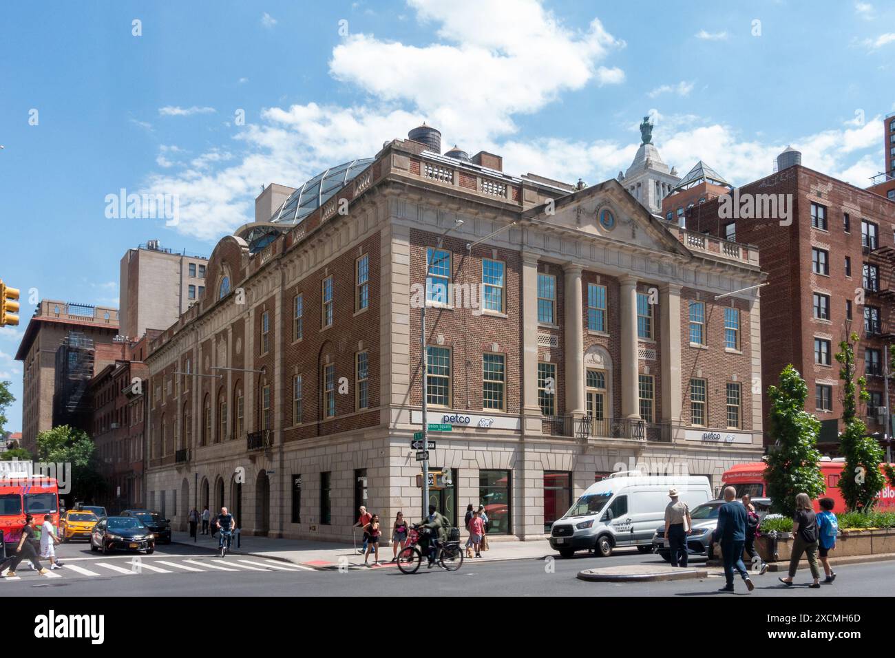New York, NY – US – June 7, 2024 The neo-Georgian Tammany Hall Building ...