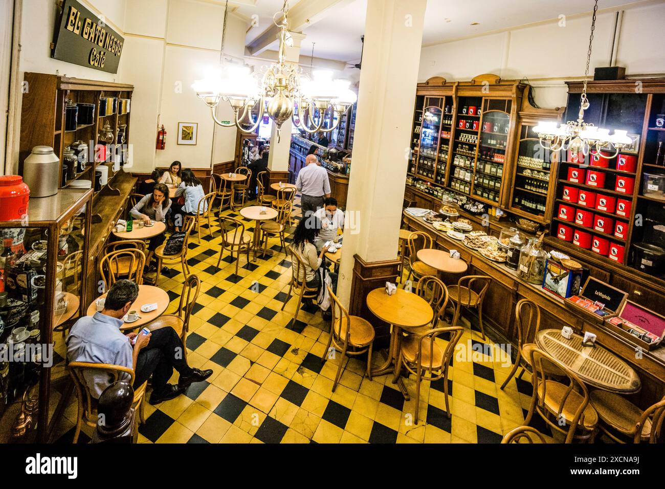 El Gato Negro bar, Cultural Heritage of the City of Buenos Aires ...